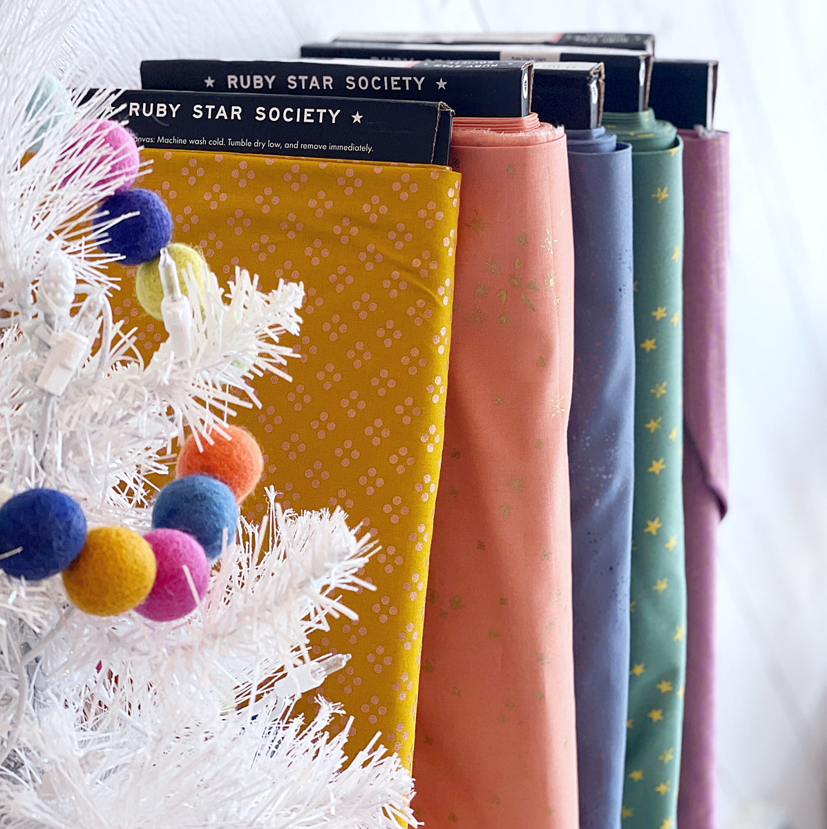 Ruby Star Society – Pintuck & Purl